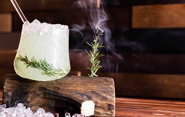 A glass act: minimalism vs maximalism - The Spirits Business