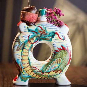 A glass act: minimalism vs maximalism - The Spirits Business